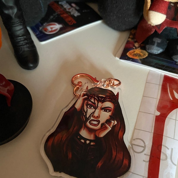 Scarlet Witch Wanda Maximoff Acrylic Keychain Charm Elizabeth Olsen ...