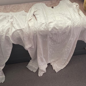 Pakistani Designer Grey Georgette Embroidered Full Sleeves Kurta Pent ...