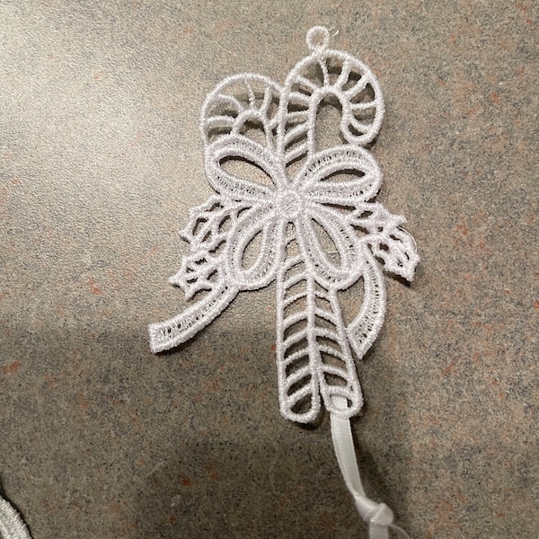 FSL Dazzling Christmas Free Standing Lace Machine Embroidery Designs ...