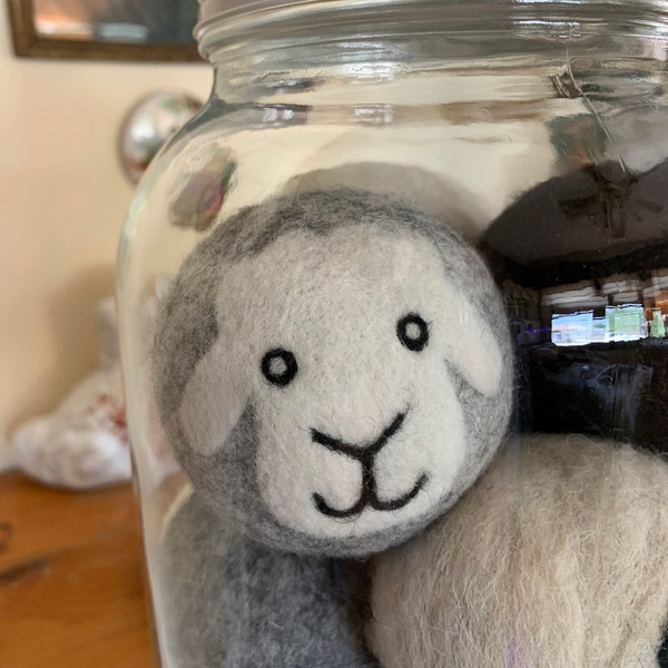 BULK 60 Balls MARCHING PENGUINS Eco-friendly Smart Sheep 100% Premium ...