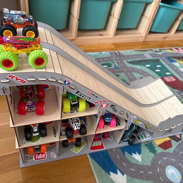 Wooden Car Racetrack Ramp JUMP | Trampoline and Auto Garage ...