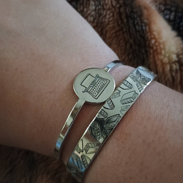 Book Lover Necklace, Book Lover Jewelry, Book Gift for Book Lovers ...