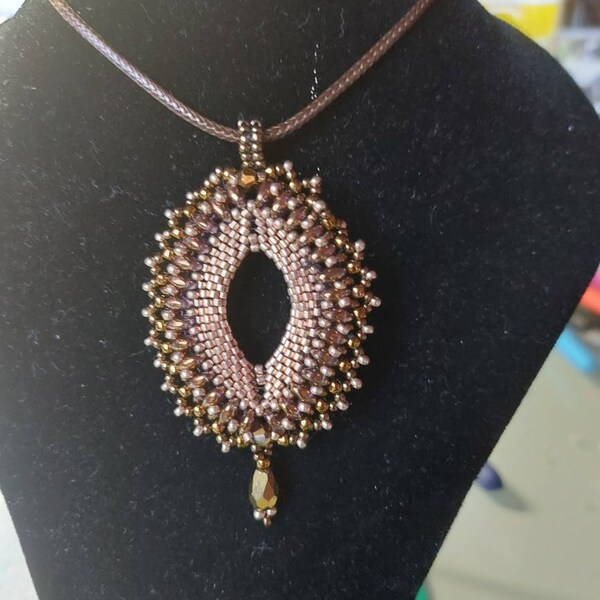 Tutorial Sparkle Star Beadwoven Star, Beading Tutorial, Beading Pattern, Sparkle Star, Peyote ...