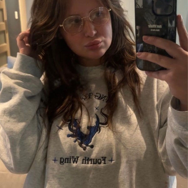 Wingleader Xaden Riorsen Sweatshirt/ Licensed Fourth Wing Merch ...