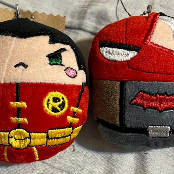 Hawks Keychain Hero Charm - Etsy