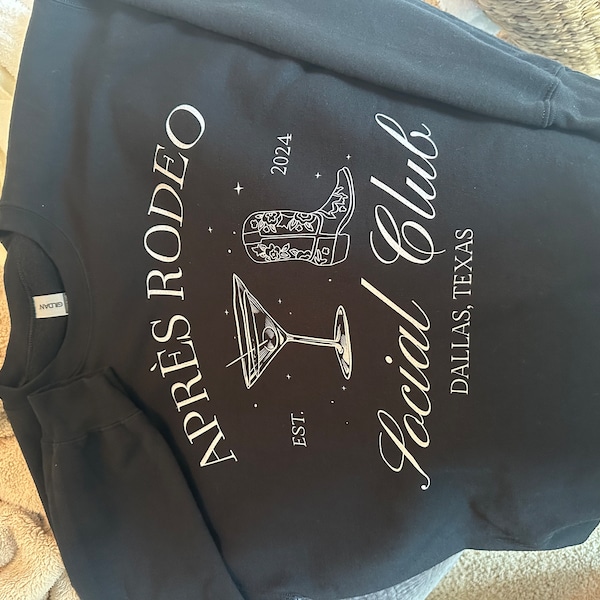 Apres Ski Bachelorette Sweatshirt Custom Winter Bachelorette Sweater ...