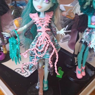 Monster High Doll LUNA MOTHEWS Boo York, Boo York Gala Ghoulfriends ...