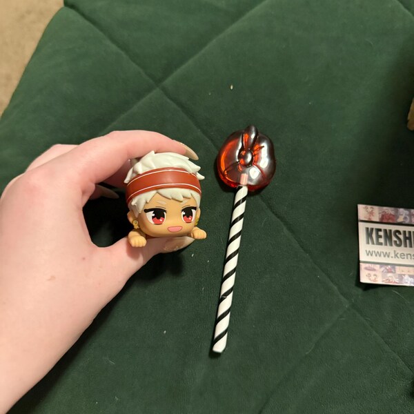 Twisted Wonderland Savanaclaw Leona Kingscholar Chibi Pen Acrylic Stand ...