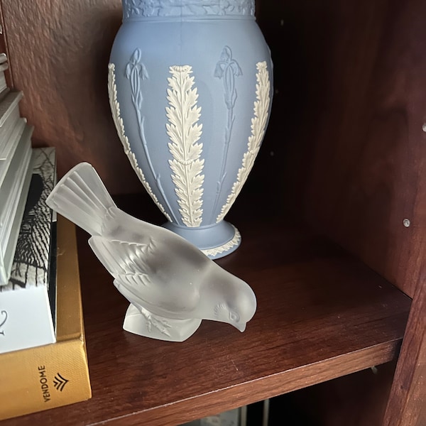 Fenton Opalescent 25th Anniversary Musical Bell - "somewhere My Love ...