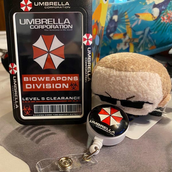 Las Plagas Parasite Syringe Resident Evil 4 Biohazard Umbrella ...