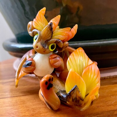 Polymer Clay Dragon DND Dice Holder - Etsy