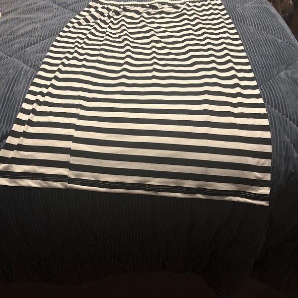 Luisalove30 ~ ROYAL Solid , “ellie” Shark~bite Hem Tunic, HONEYCOMB ...