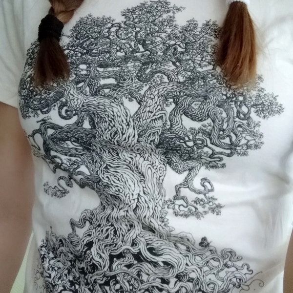 Tree of Life Shirt Women's Graphic Tee Gnarled Tree Shirt Nature Lover ...
