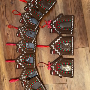 In the Hoop Gingerbread House Treat Pocket Picture Frame Ornament ...