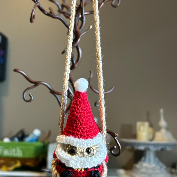 Santa on Swing on Swing Car Hanging Crochet Pattern, Christmas Car ...