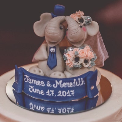 Custom Elephant Wedding Cake Topper, Elephants in Love Bride and Groom ...