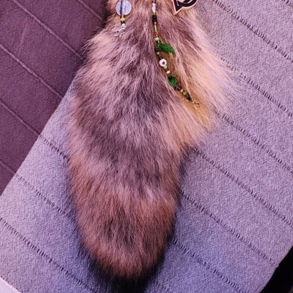 Custom Beaded Tail Keychain for Therians, Furries, Cosplay, Alternative ...