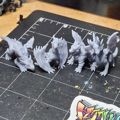 28mm 2 Styles of Guards Dnd Miniatures Dungeons & Dragons - Etsy