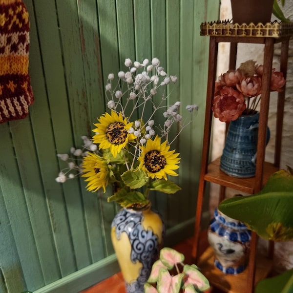 Dollhouse Poppy, Scale 1/12 - MADE TO ORDER - Etsy