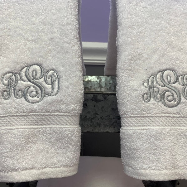 SALE** Interlocking Monogram Embroidery Font 4 Sizes Machine BX ...