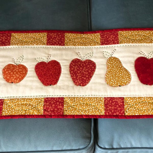 Applefest Table Runner Pattern - Etsy
