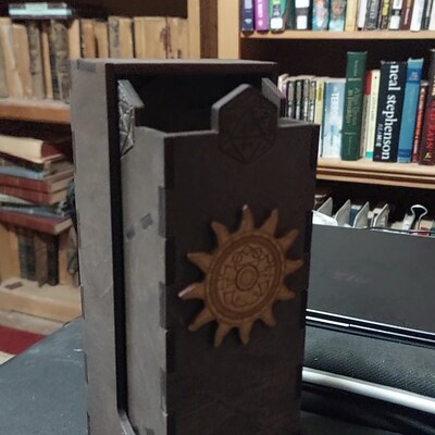 DM Screen Magnetic Dungeon Master Screen Wood Dnd Dm Screen - Etsy