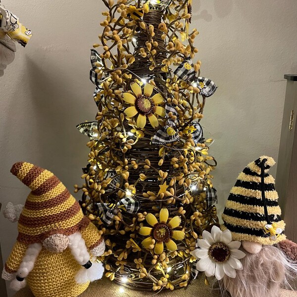 12 Grapevine Tree With Hearts, Lights, Burlap Ties, Cone Tree Lighted ...