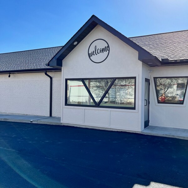 Round Welcome Metal Sign - Welcome Sign for Business or Home - Etsy