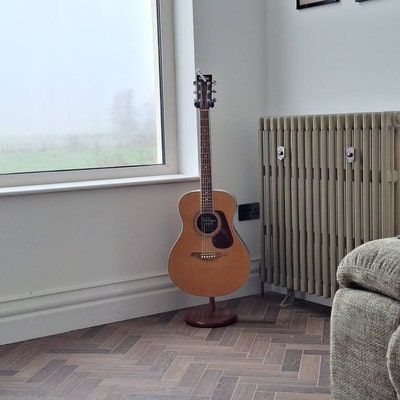 Ruach GR-2 Customisable 5 Way Wooden Guitar Rack and Holder for Guitars ...