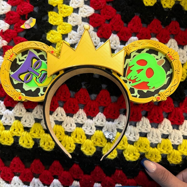 3D Poison Apple Magic Mirror Snow White Mouse Ears | Evil Queen Mouse ...