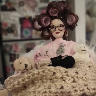 1:6 Scale Miniature US Dollar Bill Doll Size Money 11.5 Inch Fashion ...