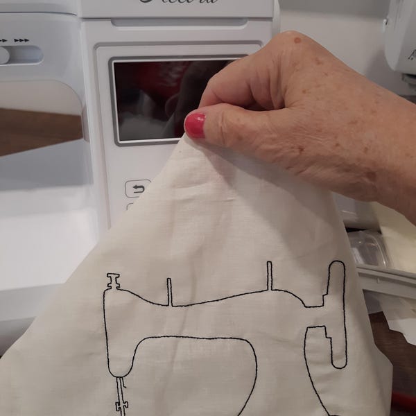Sewing Machine Embroidery Design. Sewing Machine Mini Embroidery ...