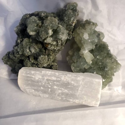 Desert Rose Mineral Specimen From Mexico, Gypsum Rock Rose, Selenite ...