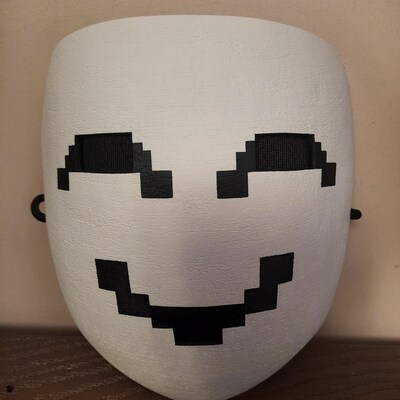 Custom Design Blank Face Plate Round Resin Mask Masks Made to Order - Etsy