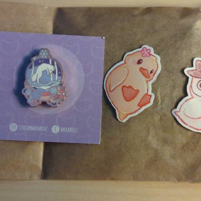 Party Hat Duck Enamel Pin Cute Adventurer Hard Enamel Pin Duckling ...