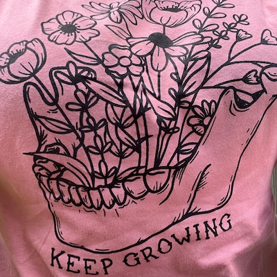 Hazy Rainbow Tie Dye // BE KIND Stay Weird Colorful T-shirt Skull With ...