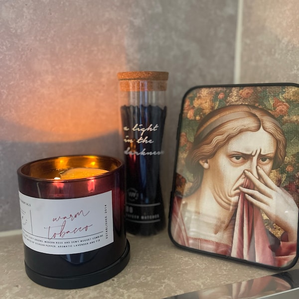 Funny Tudor Queen Bathroom Art Print: Smelly Stinky Farts Toilet Wall ...