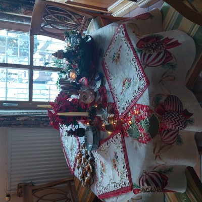 Nativity Scene Tablecloth, Winter Holidays Dining Table Decoration ...