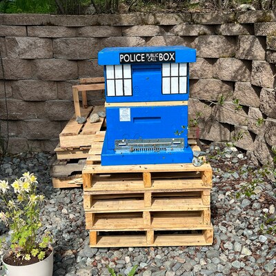 Police Box Light Switch Cover Classic Updated 3d Printed - Etsy