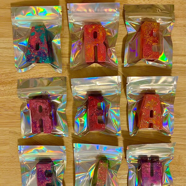 Pebble Rock Shaped 12 Crayon Set | Easy Grip Crayon Set, Tactile ...