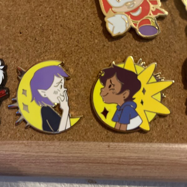 The Owl House Gold Enamel Pin | Lumity Luz Noceda & Amity Blight Hug - Etsy