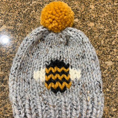 Bee Hat Knitting Pattern Chunky Knit Pompom Insects Nature - Etsy Canada