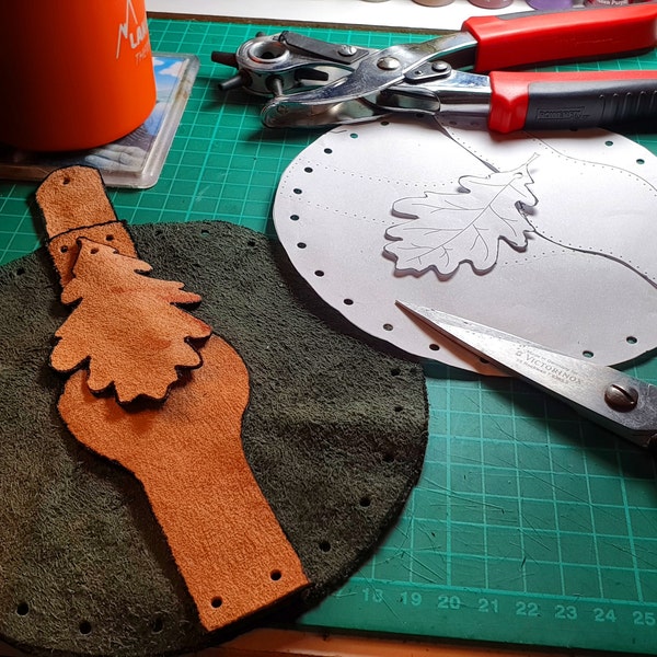 PDF Pattern. Oak Leaf Leather Coin Pouch - Etsy