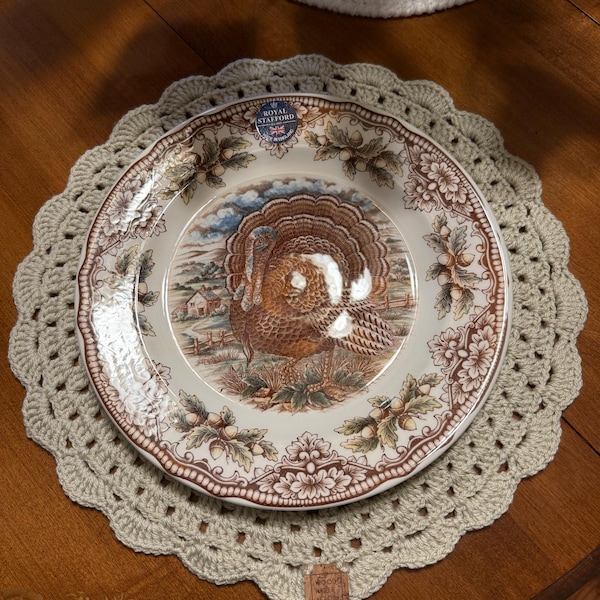 Crochet Plate Charger/ Handmaid Dinning Charger/ Round Place Setting ...