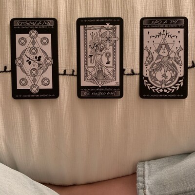 The Line Defined Tarot - Etsy