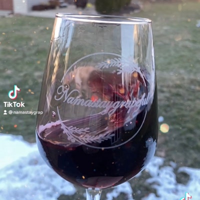 Custom Wine Glass Set of 4, Personalized Wine Glass, Wine Gift ...