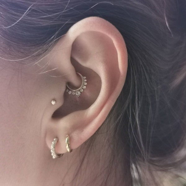 14K Solid Gold Threadless Dangle Hidden Helix Earrings/cartilage ...