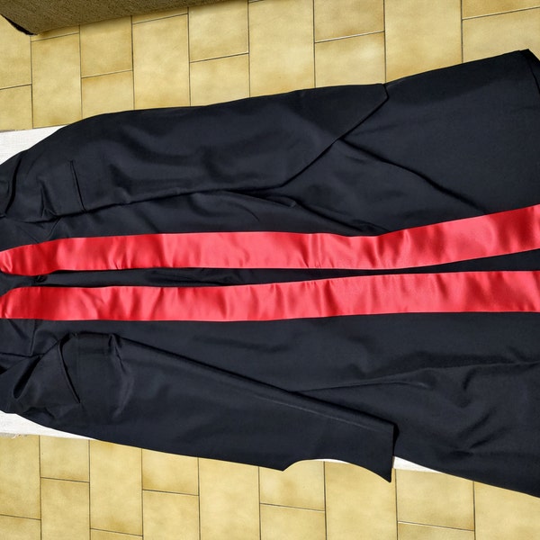 UCL Doctor of Medicine Gown, Luxury Graduation University College ...