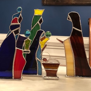 FREE SHIPPING 6 Piece Stained Glass Nativity Set - Etsy