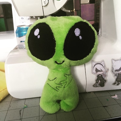 Alien Stuffie ITH Embroidery Machine Pattern - Etsy